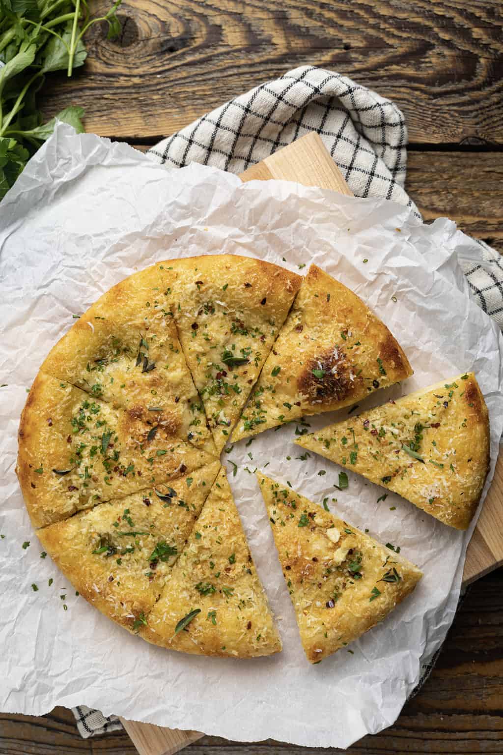 Garlic Pizza - Foodie With Family
