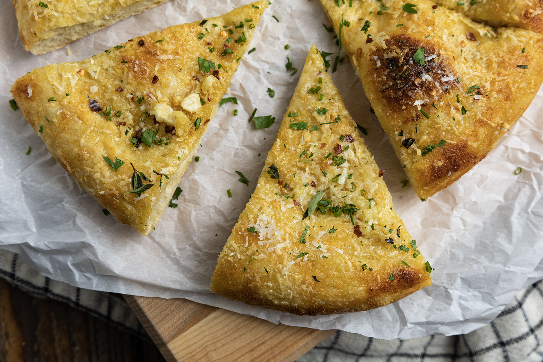 Garlic Pizza - Foodie With Family